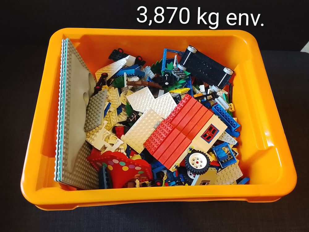 Legos et accessoires vintage (D'occasion) à Couvet pour CHF 62 – avec ...