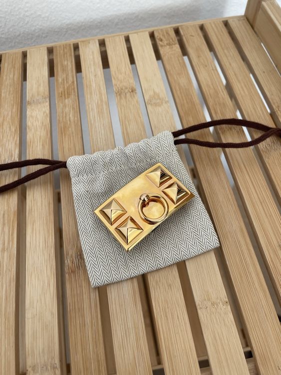 Hermes belt buckle (Gebraucht) in Zürich für CHF 161 – mit Lieferung ...