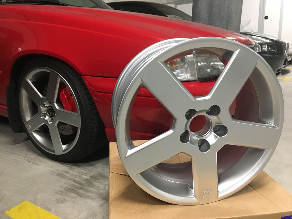 Volvo Felgen (Neu und originalverpackt) in Amsoldingen für CHF 1090 ...