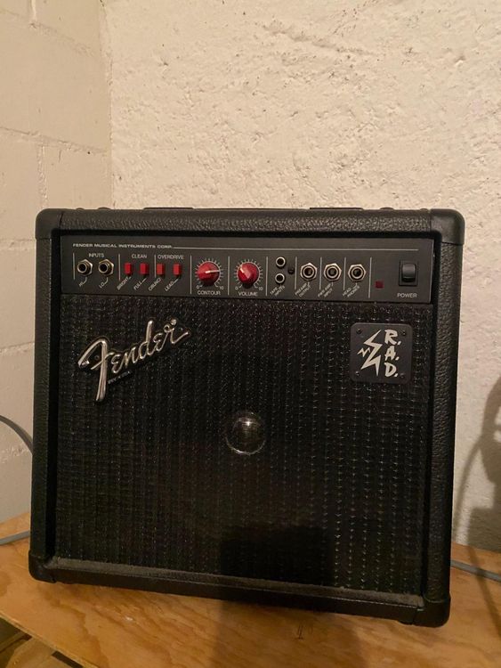 Fender R.A.D. Guitar Practice Amp | Kaufen auf Ricardo