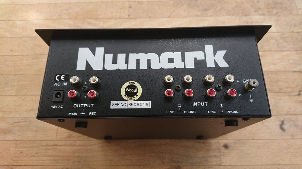 Mischpult Numark DM1000X (Gebraucht) in für CHF 14 – mit Lieferung auf ...