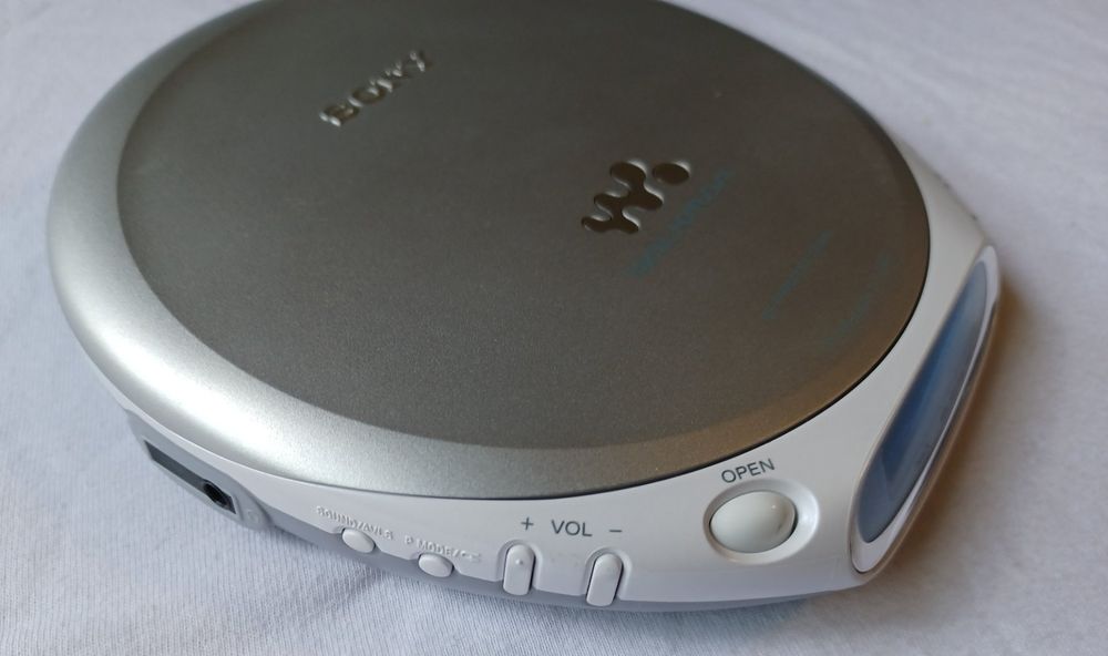 Discman Sony CD Walkman D-EJ360 (funktioniert, getestet) | Kaufen auf ...