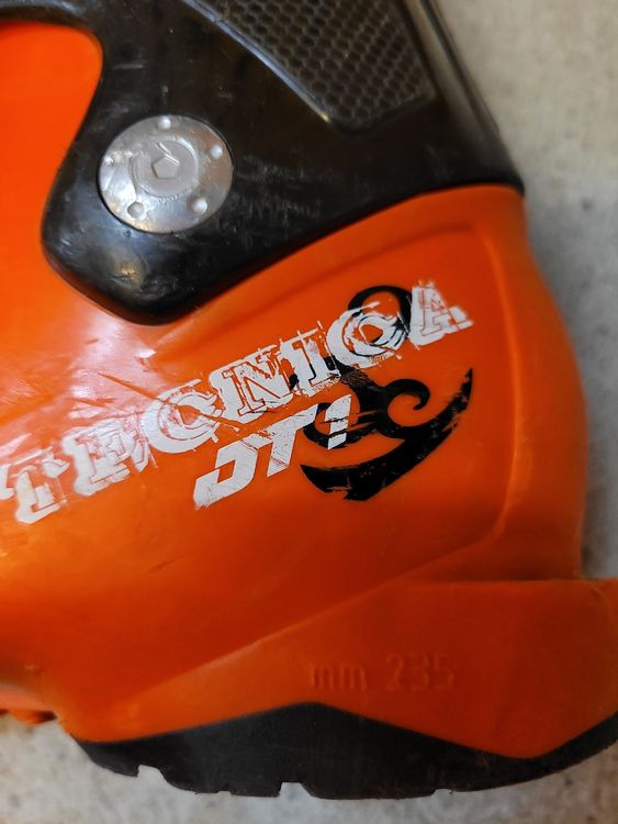 Bottes de ski enfant Tecnica taille 18.5 (235 mm) (D'occasion) à Crans ...