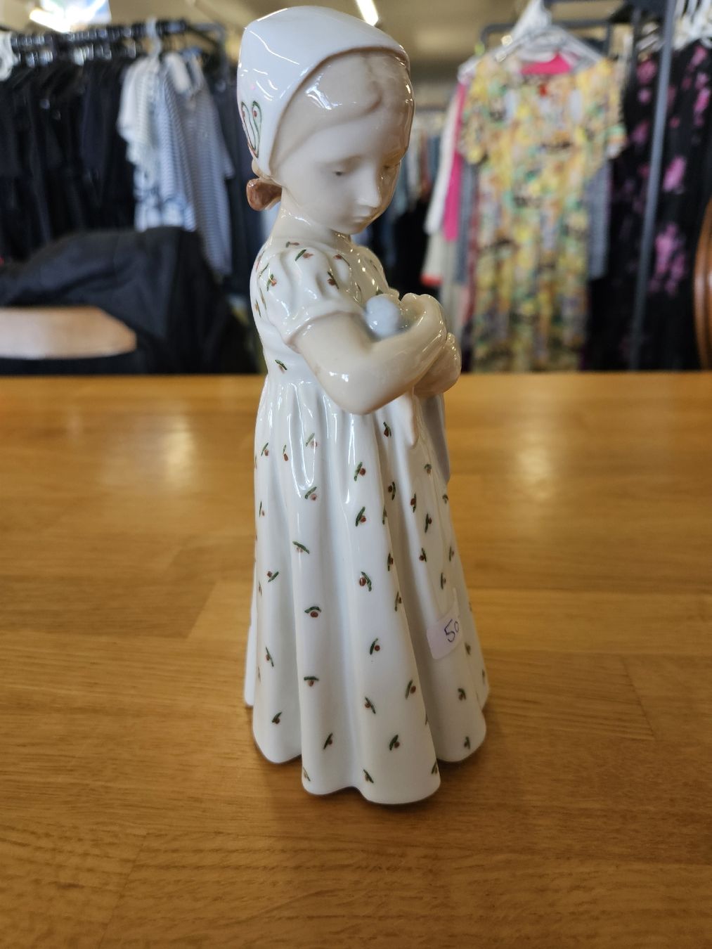 Mädchen mit Puppe Bing & Grondahl (Gebraucht) in Pratteln für CHF 50 ...