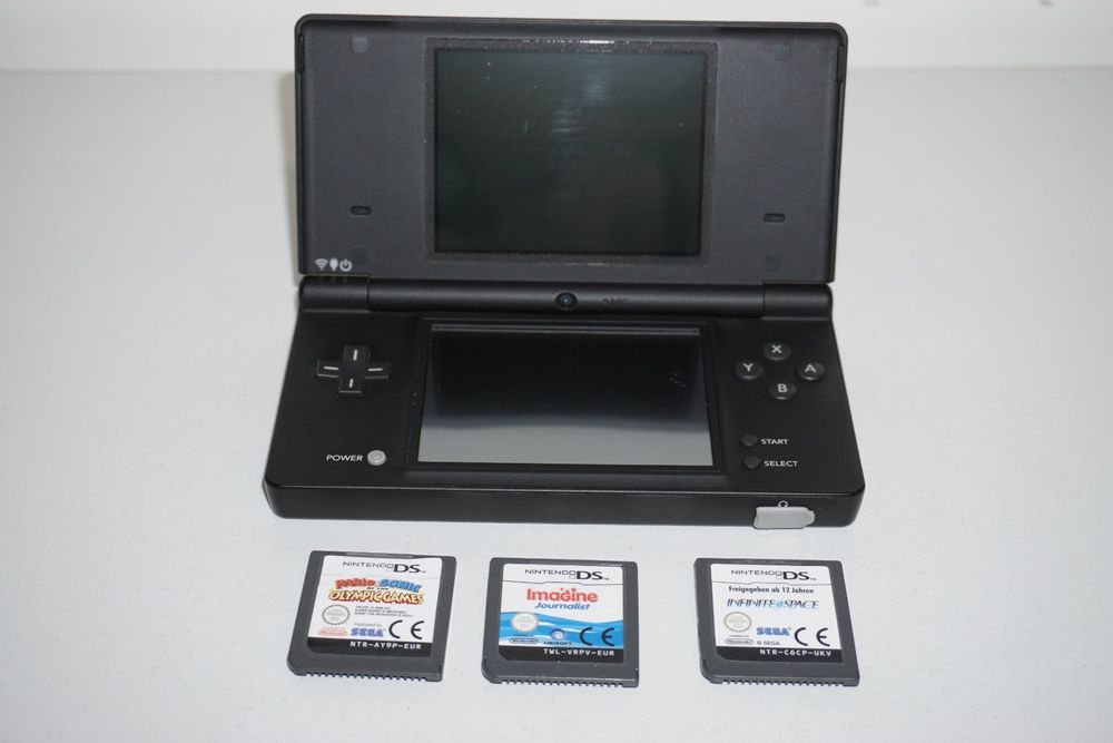 Nintendo DSi BLACK MIT 3 SPIELEN | Kaufen auf Ricardo