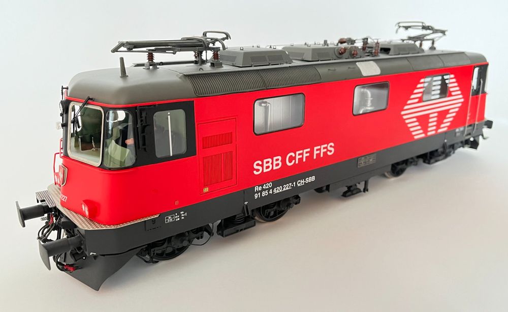 Spur 1 KISS 510016 SBB Re 420 227 LION Rot, Klima, UIC (Neu und ...