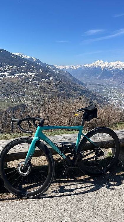 VÉLO DE ROUTE BIANCHI SPECIALISSIMA PRO ULTEGRA DI2 (Gebraucht) in ...