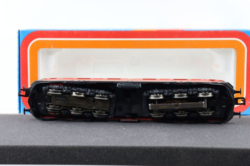 Märklin 3332 SBB Ae 6/6 rot AC H0 | Kaufen auf Ricardo