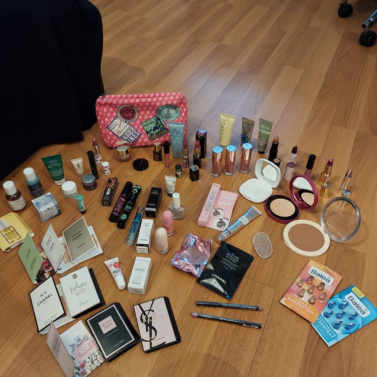 Mega Beauty Set (Neu (gemäss Beschreibung)) in Basel für CHF 50 – mit ...