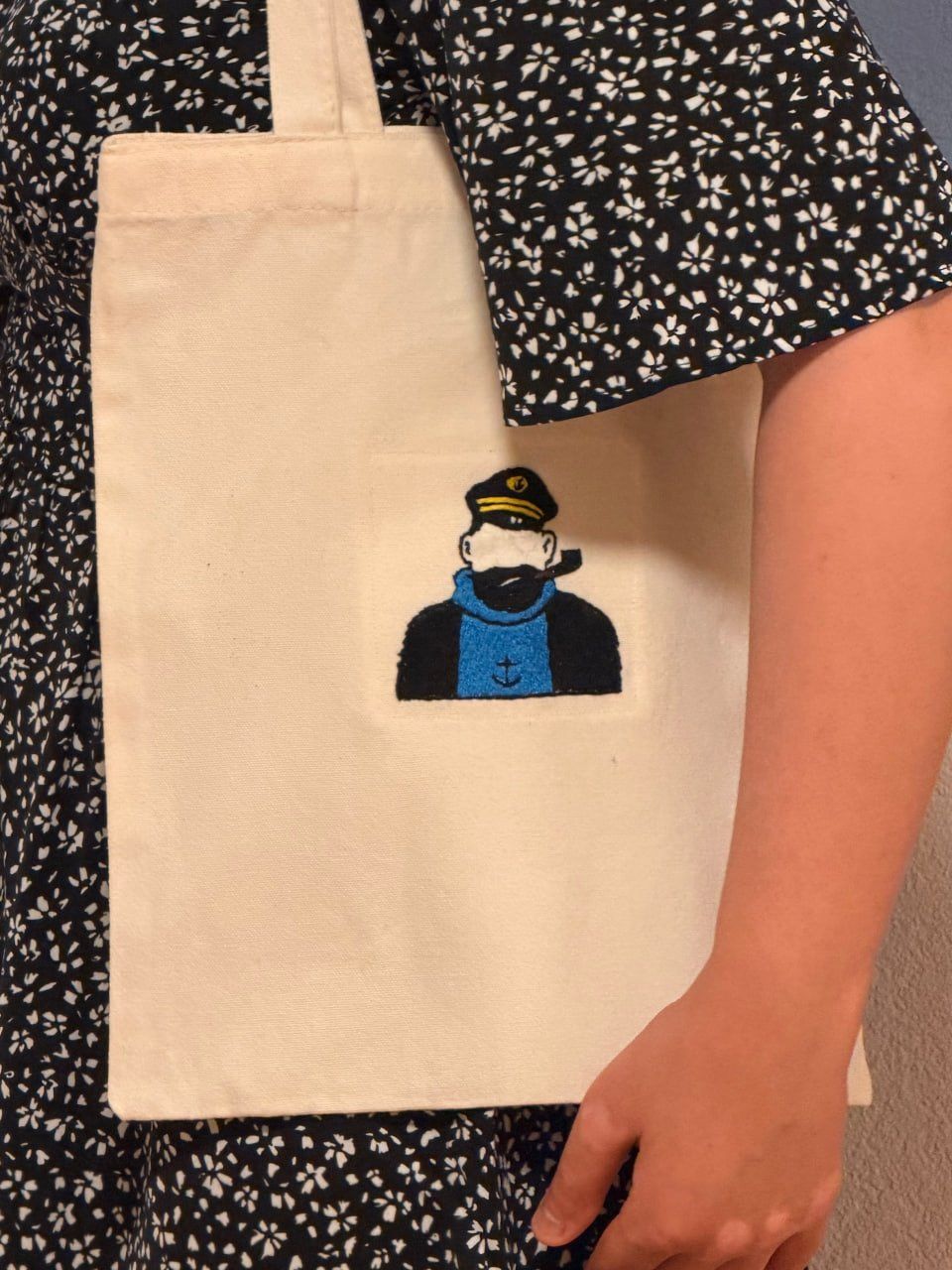 Sac tote bag brodé main – capitaine marin style BD rétro vin (Neu ...