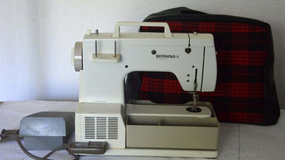 Bernina 803 electronic Nähmaschine / machine à coudre (Defekt) in ...