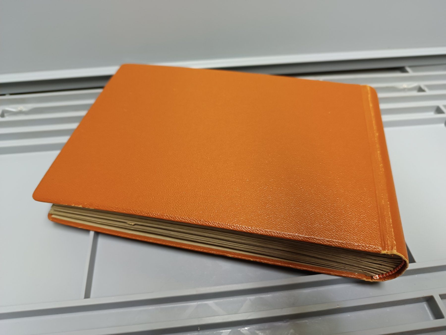 Vintage Postkarten Album Schweiz mit Sujets, Guter Zustand! (Gebraucht) in Lausen für CHF 1 ...