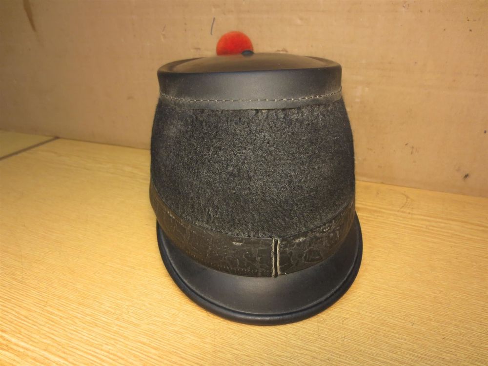 Kanonier Tschako Schweizer Armee (Gebraucht) in Schöftland für CHF 85 ...