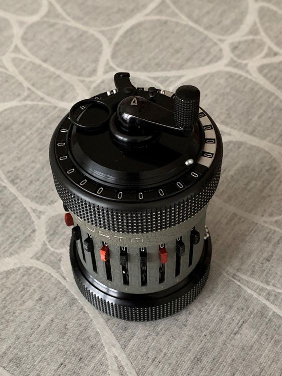 Curta Typ 2 Mechanische Rechenmaschine (Neu (gemäss Beschreibung)) in ...