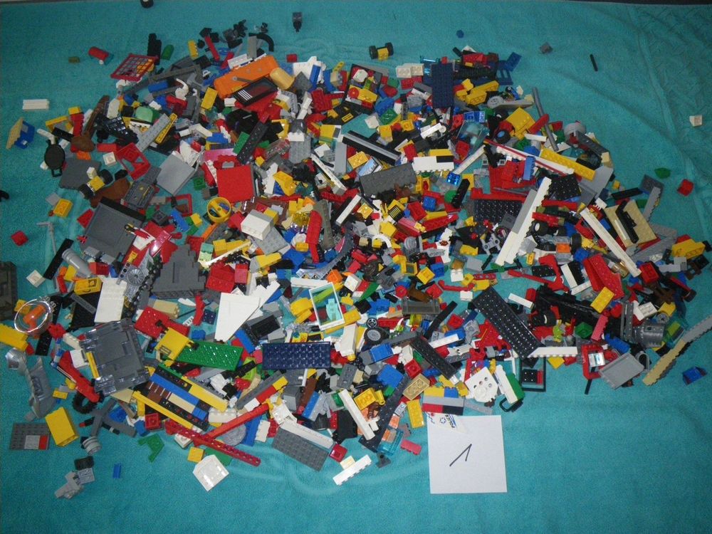 3kg verschiedene Legoteile (Gebraucht) in Belp für CHF 60 – mit ...