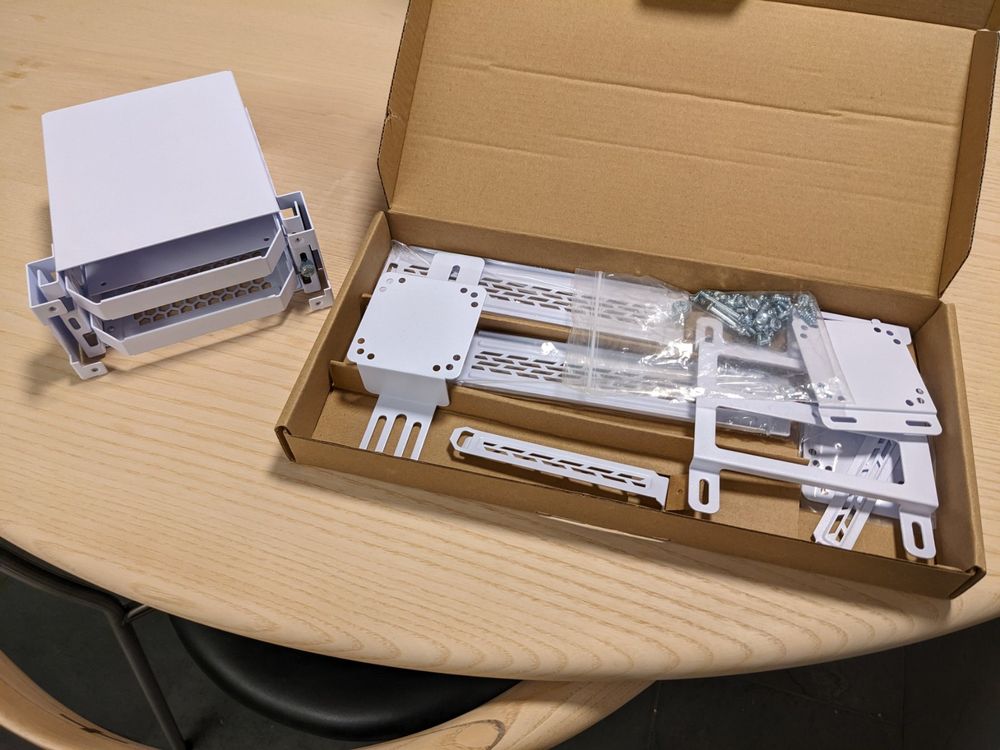 Lian-Li O11 Dynamic Mini incl. 700 W SFX PSU & 9 Fans (Gebraucht) in ...