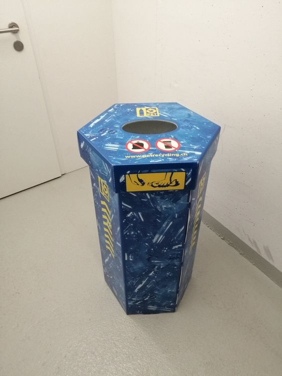 Pet Flaschen Box | Kaufen auf Ricardo