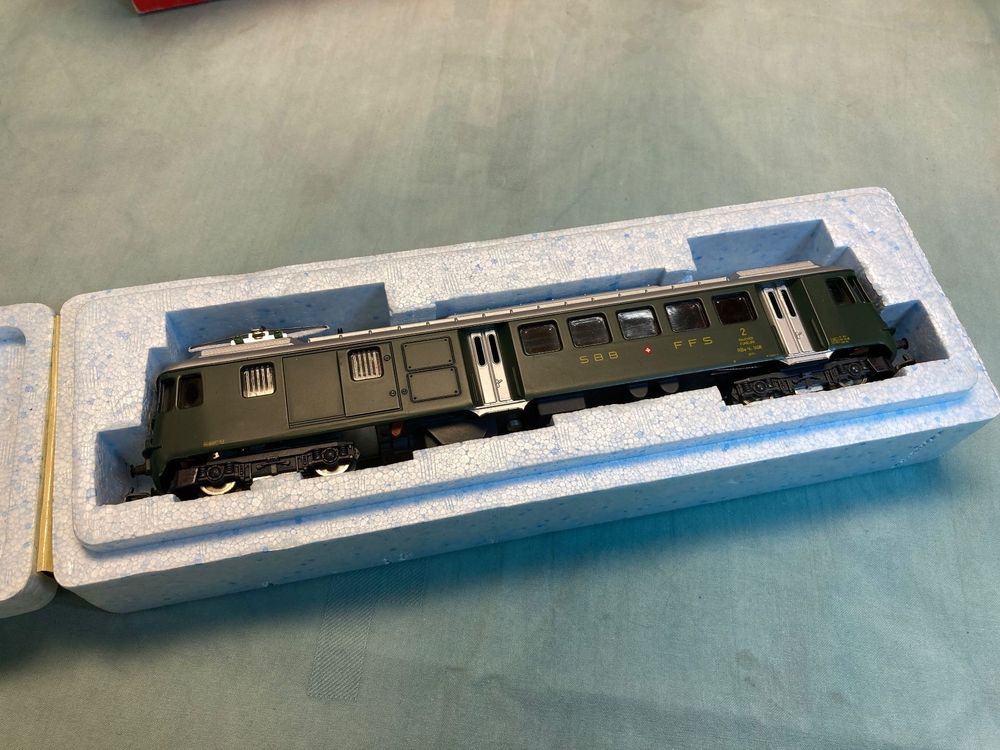 L162 HAG Triebwagen 150 Rbe 4/4 der SBB mit 2 Wagen der SOB (Gebraucht) in Sarnen für CHF 129 ...