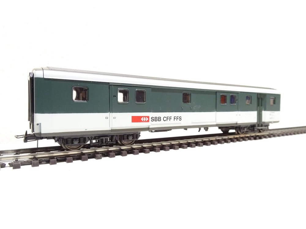 Roco Gepäckwagen SBB HO 44334 (Gebraucht) in Luzern für CHF 26.9 – mit ...