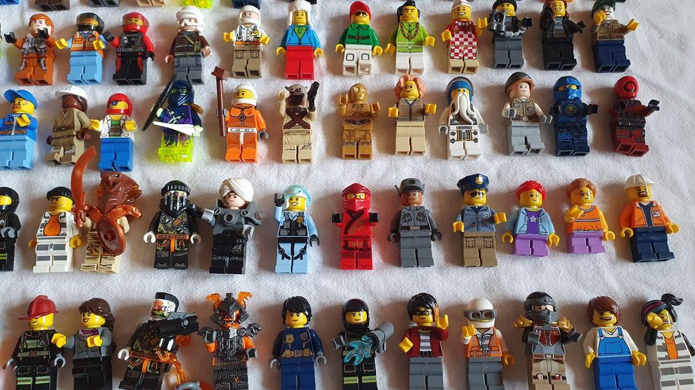 90 komplette LEGO System Figuren Minifiguren Ninjago kg (Gebraucht) in ...