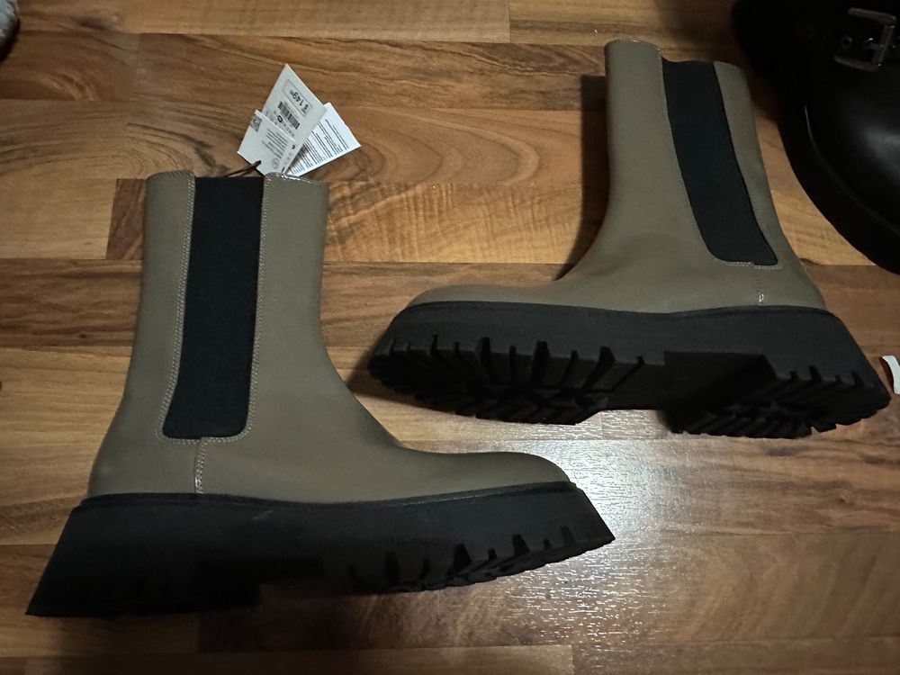 Zara Leder Stiefel 40 neu (Neu (gemäss Beschreibung)) in Oberurnen für CHF 17.8 – mit Lieferung ...