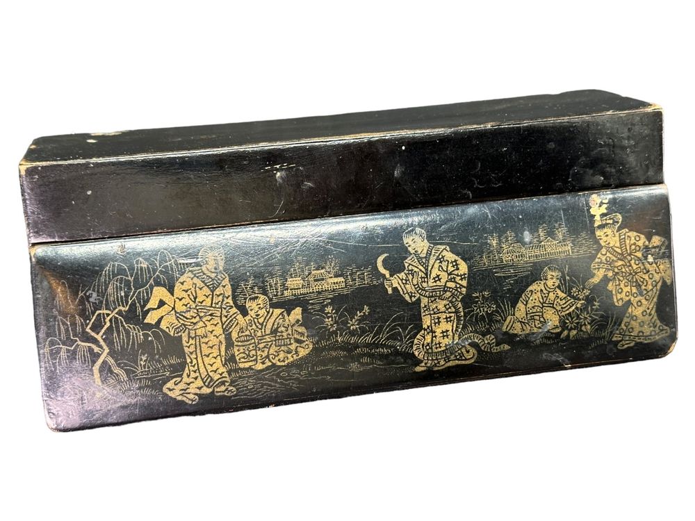 Plumier Napoleon III carton bouilli laqué scène japonisante (Gebraucht ...