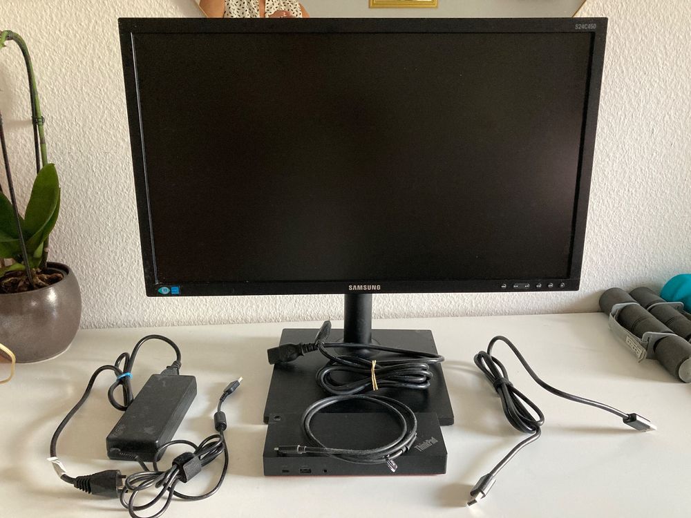 Docking Station Lenovo ThinkPad + Bildschirm Samsung S24C450 (Gebraucht ...