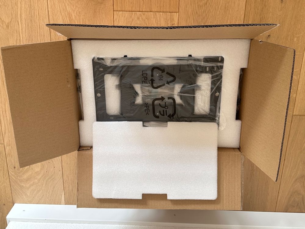 EPSON ELPMB30 (Projector Ceiling Mount) (Neu und originalverpackt) in ...