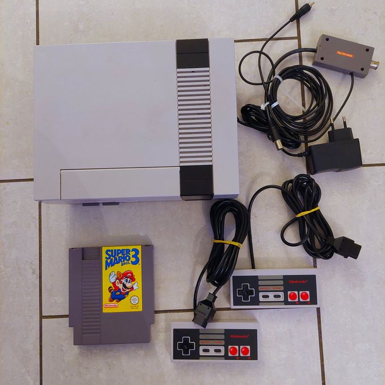 NINTENDO NES KONSOLE + SUPER MARIO 3 | Kaufen auf Ricardo