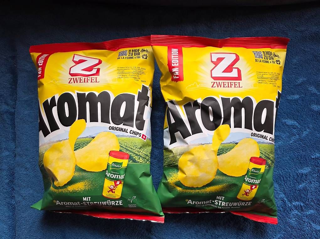 2 Pack Zweifel Aromat Chips Fan Edition (Neu (gemäss Beschreibung)) in ...
