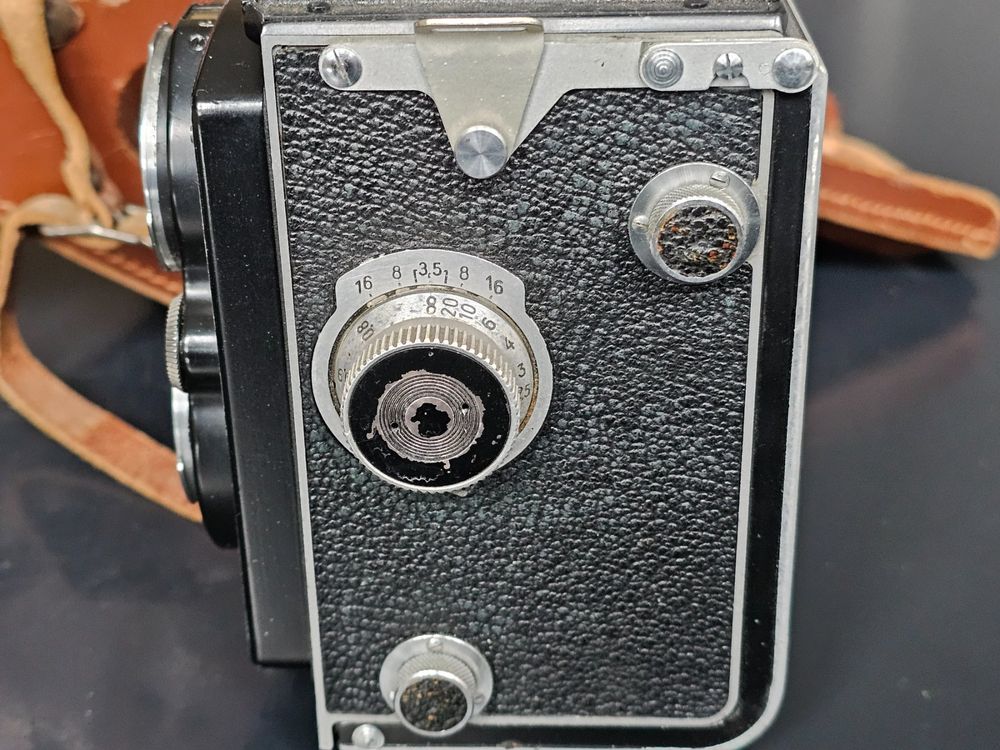 Kamera Rolleiflex Automat Model 3 (hergestellt 1945 – 1949) (Defekt) in ...