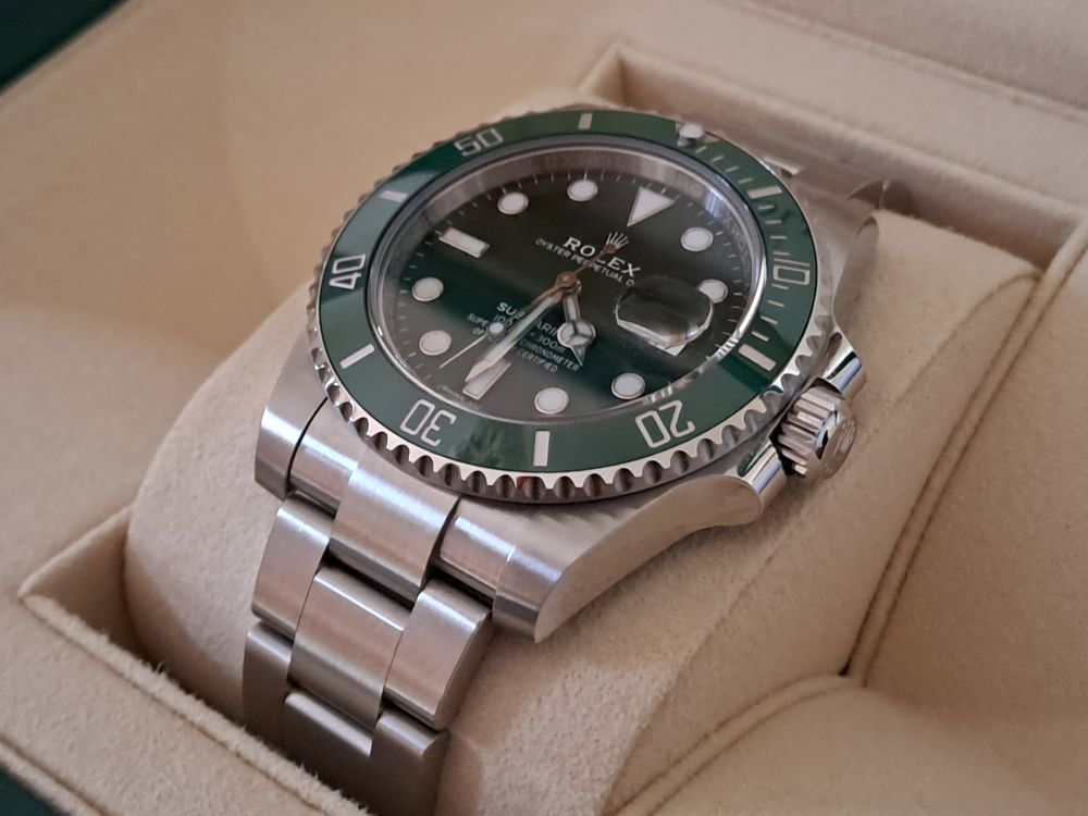 New Rolex Hulk Full set (Neu und originalverpackt) in Genève für CHF ...