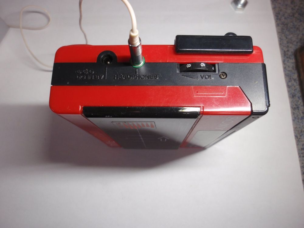 Walkman Sony WM - F 15 , mit Lautsprecher Sony SRS - 20 (Defekt) in ...