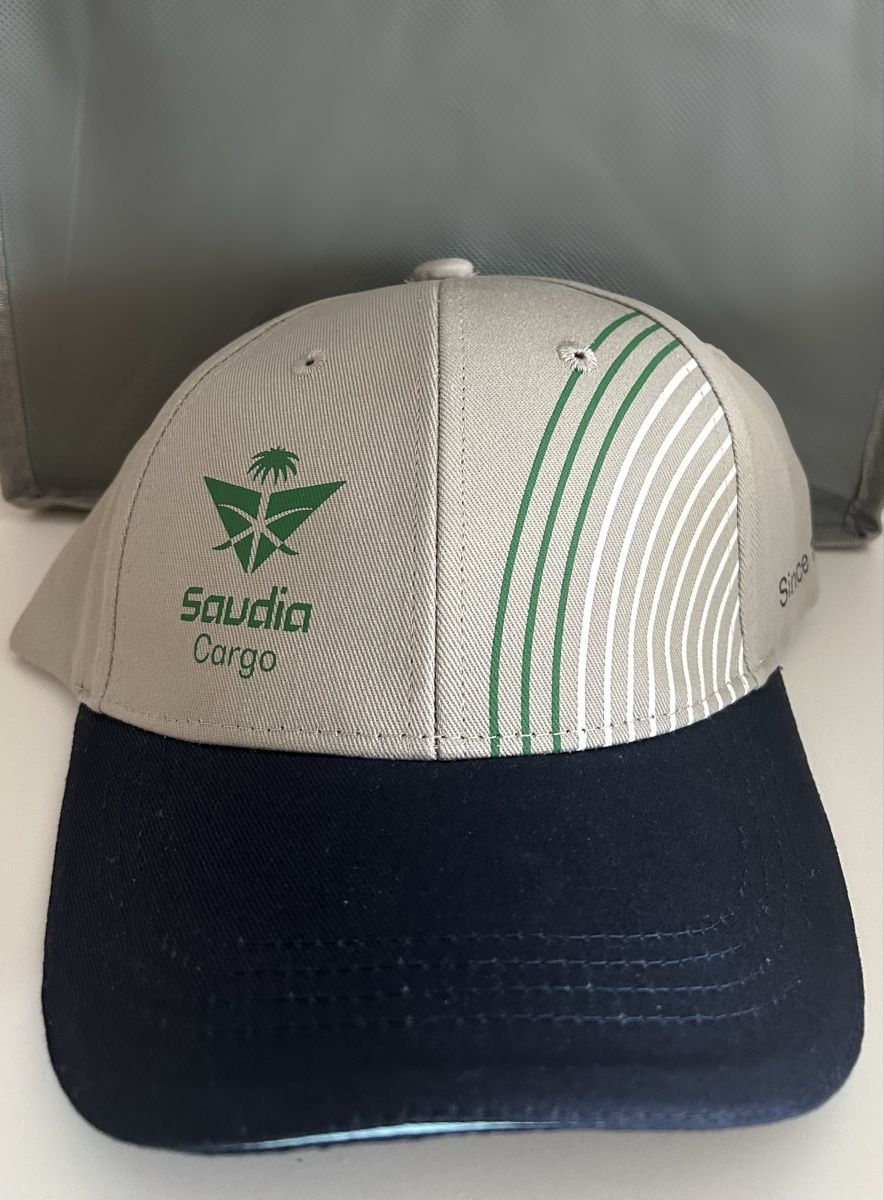 Saudia Cargo & DFDS Caps - new! (Neu und originalverpackt) in St ...