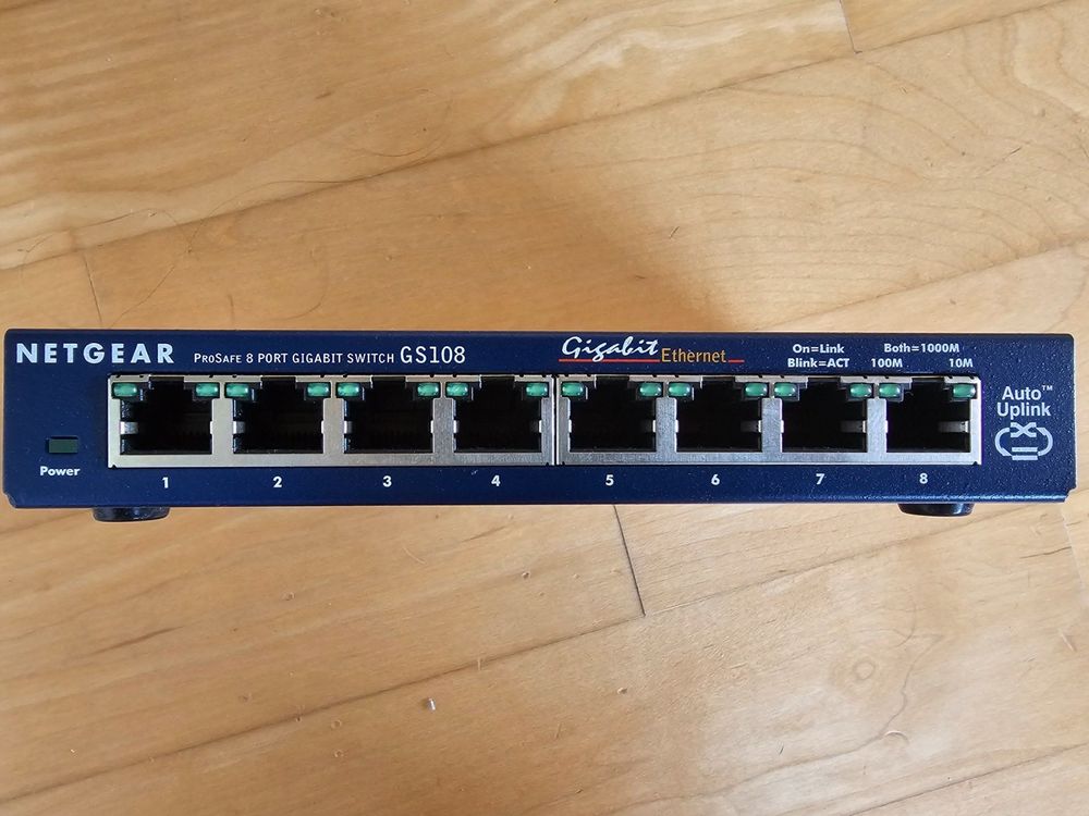 Netgear ProSafe 8-Port Gigabit Switch GS108 | Kaufen auf Ricardo