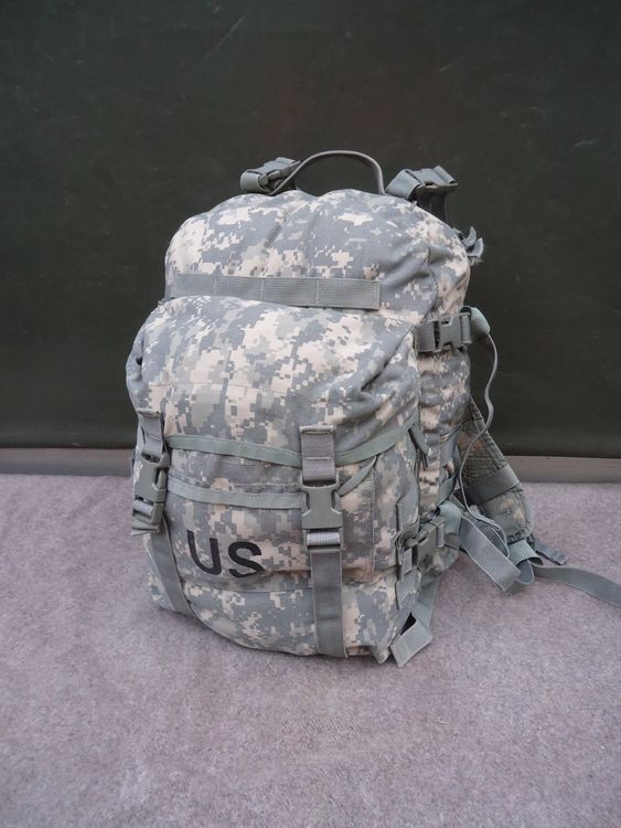 Original US Army Rucksack at digital tarn | Kaufen auf Ricardo