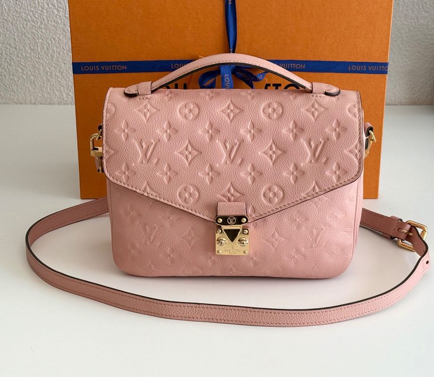 Louis Vuitton Metis Rose Poudre (Gebraucht) in Reinach AG für CHF 1490 ...
