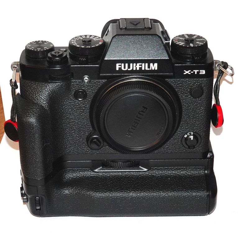 FUJIFILM X-T3 Kit, VG-XT3 Batteriegriff (Neu (gemäss Beschreibung)) in ...