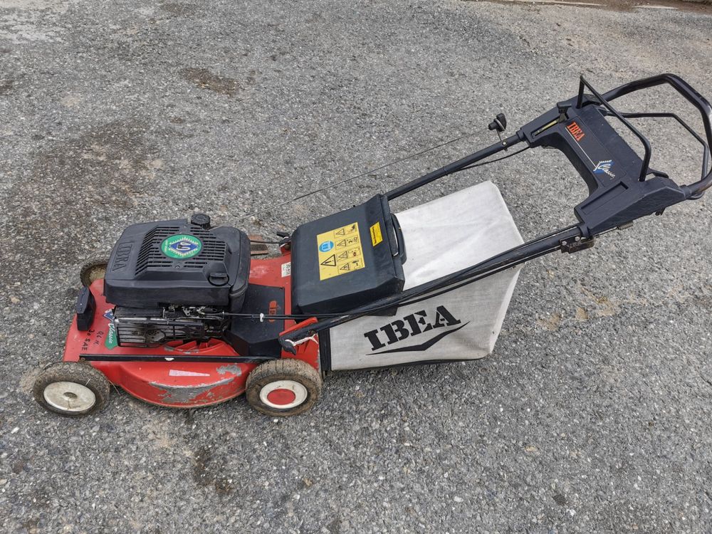Rasenmäher Ibea (Defekt) in Geiss für CHF 6 – nur Abholung auf Ricardo ...