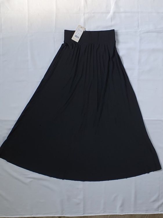 schwarzer fliessender Maxirock Jupe 40 (Neu (gemäss Beschreibung)) in Niederbuchsiten für CHF 35 ...