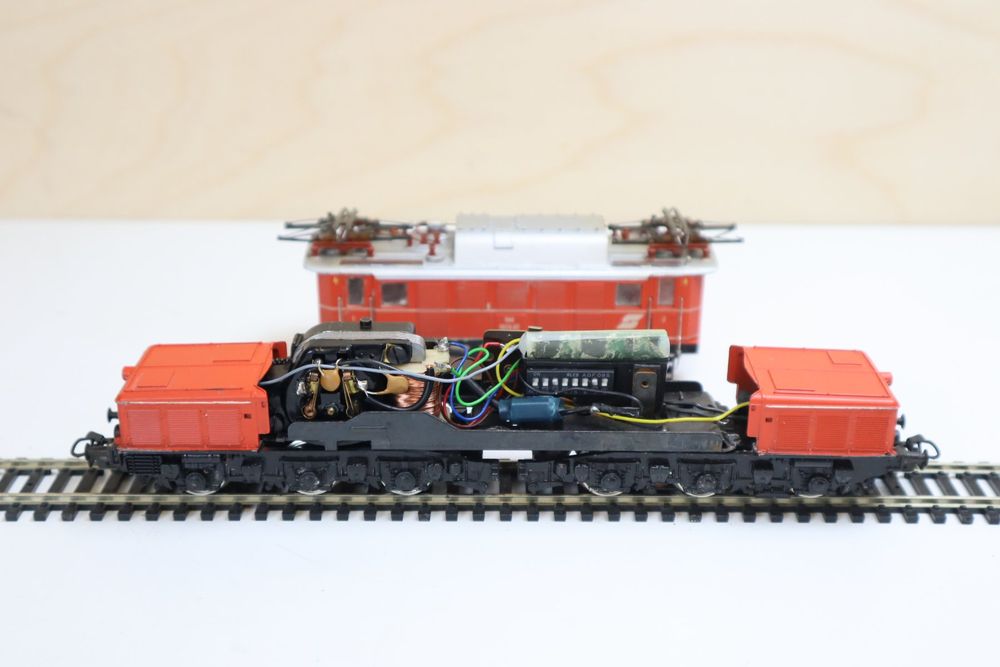 Märklin ÖBB Krokodil "Orange" 3159 - Digital - Selten (Gebraucht) in für CHF 151 – mit Lieferung ...