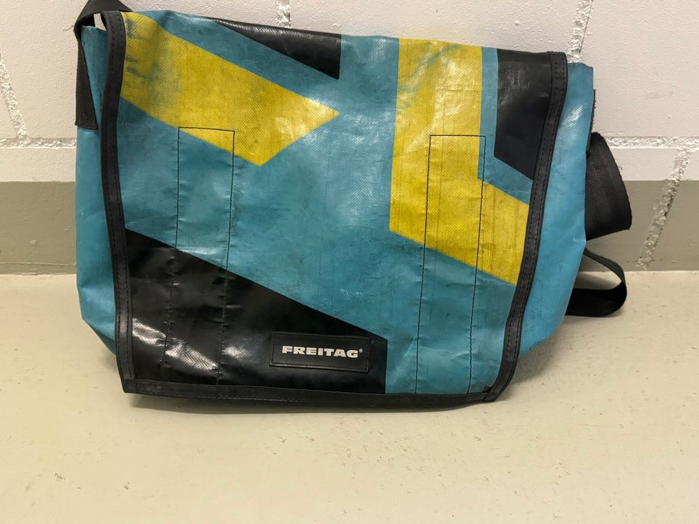FREITAG Tasche blau/gelb | Kaufen auf Ricardo