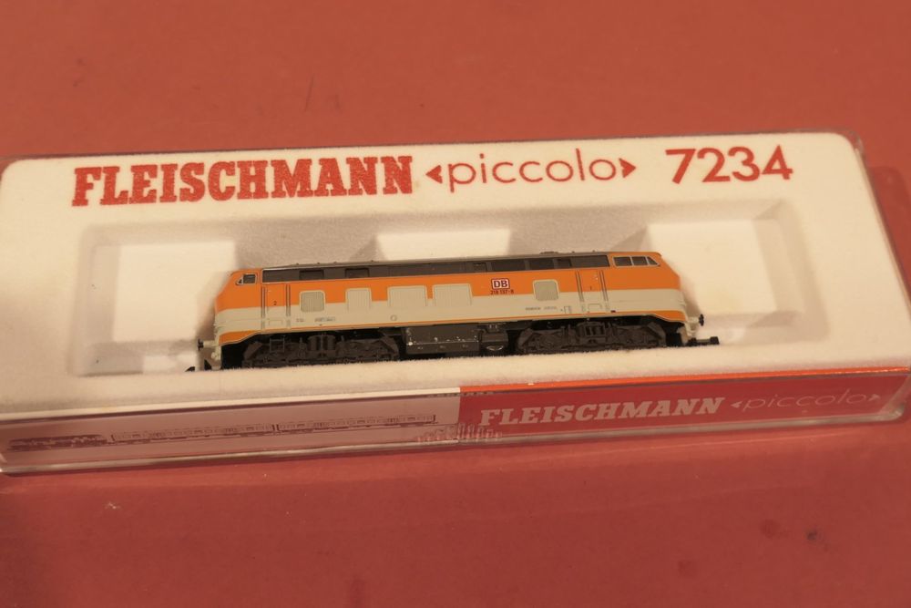 Fleischmann Diesellok V 218 City-Bahn-Lackierung, neues Logo (Gebraucht ...