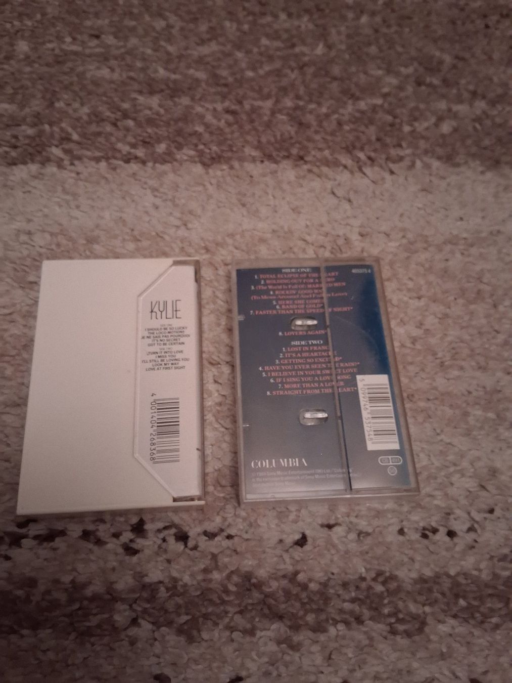 Lot de 2 cassettes audio vintage: Kylie, Bonnie Tyler! (D'occasion) à ...