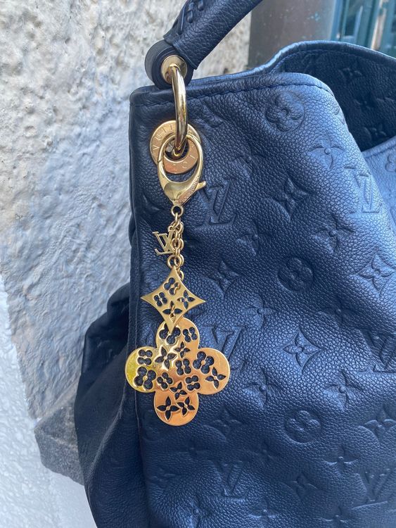 Louis Vuitton Ivy Monogram Taschenschmuck | Kaufen auf Ricardo