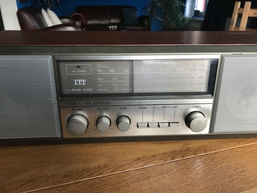 Radio ITT Viola 250 (Gebraucht) in Zürich für CHF 5 – mit Lieferung auf ...