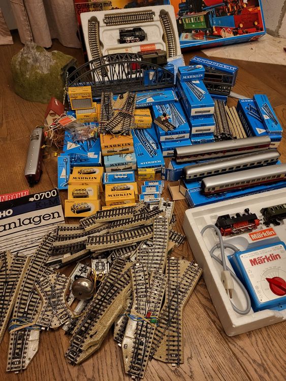 Grösse Märklin HO Lot wie auf foto (Gebraucht) in Sonceboz-Sombeval für ...