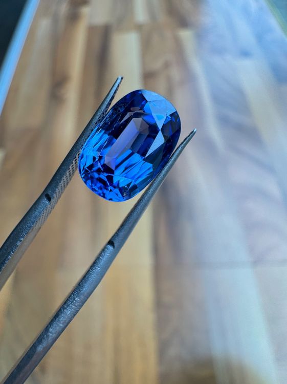 sehr seltener und zertifizierter Saphir 4,74ct. (lupenrein) (Neu (gemäss Beschreibung)) in ...