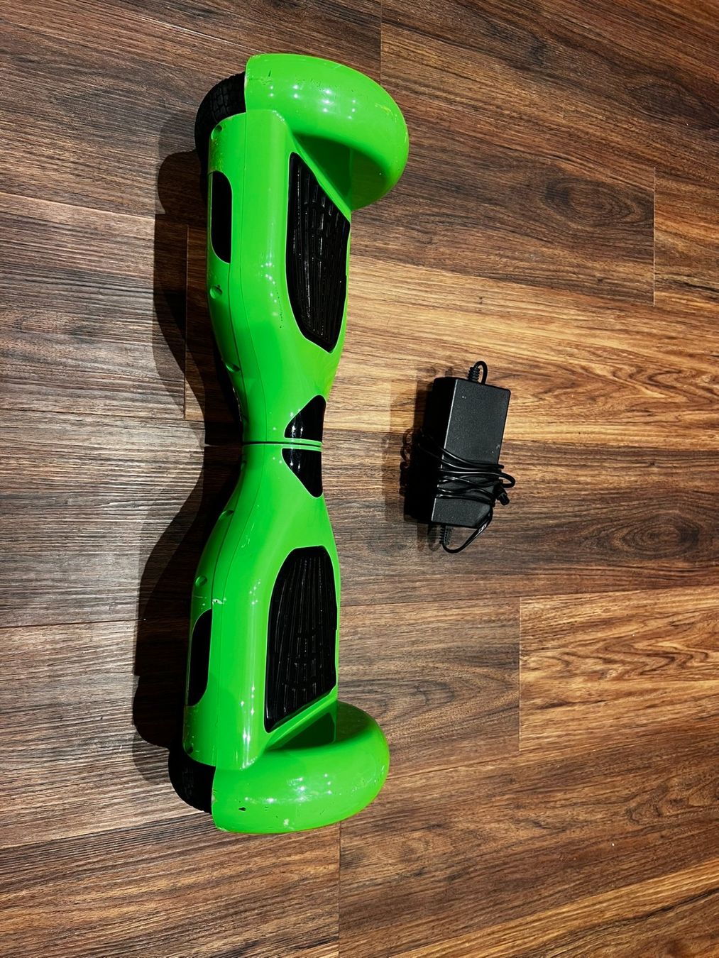 Hoverboard Neon-Grün – Inkl. Ladegerät – Top Zustand (Gebraucht) in ...