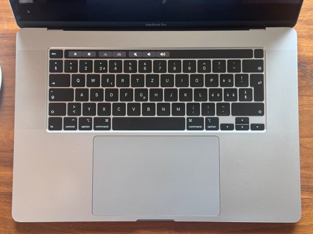 MacBook Pro 16” 2019 – i7 / 32 GB RAM / 2 TB SSD (Gebraucht) in ...